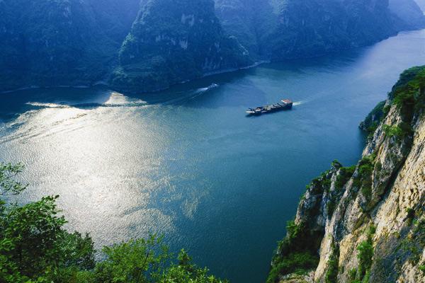 Xiling Gorge - Three Gorges | Yangtze River Cruise Guide